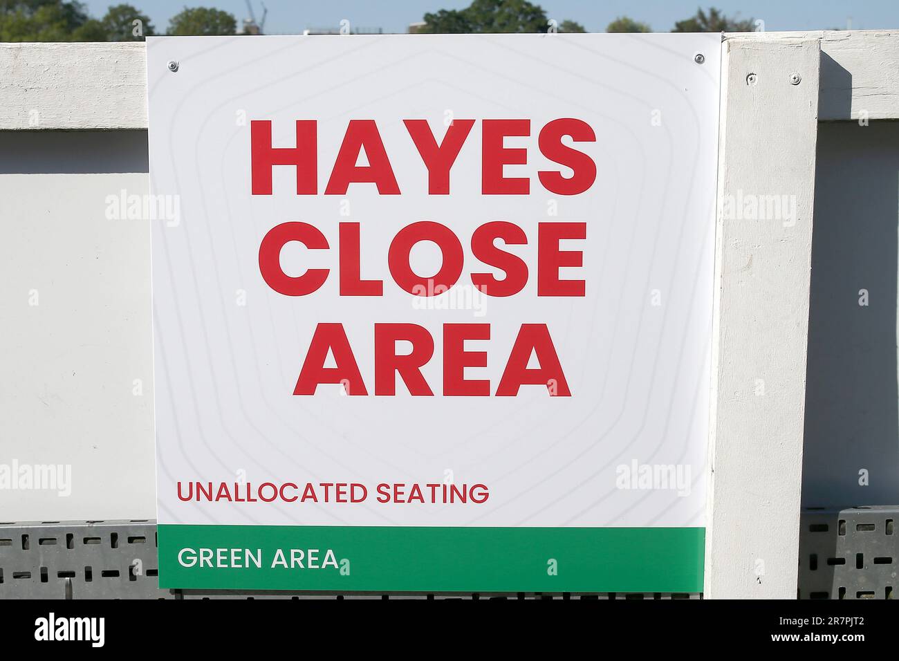 Twenty 20 cricket sign hi-res stock photography and images - Alamy