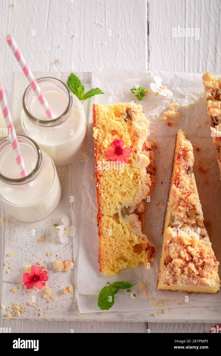 Homemade gooseberry butter cake with crumble and glaze. Gooseberry ...