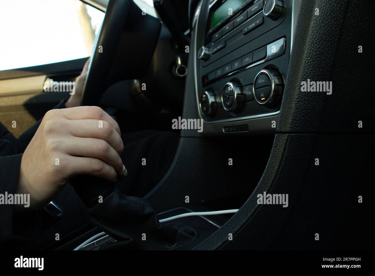 close-up of the gear lever in a passenger car Stock Photo - Alamy