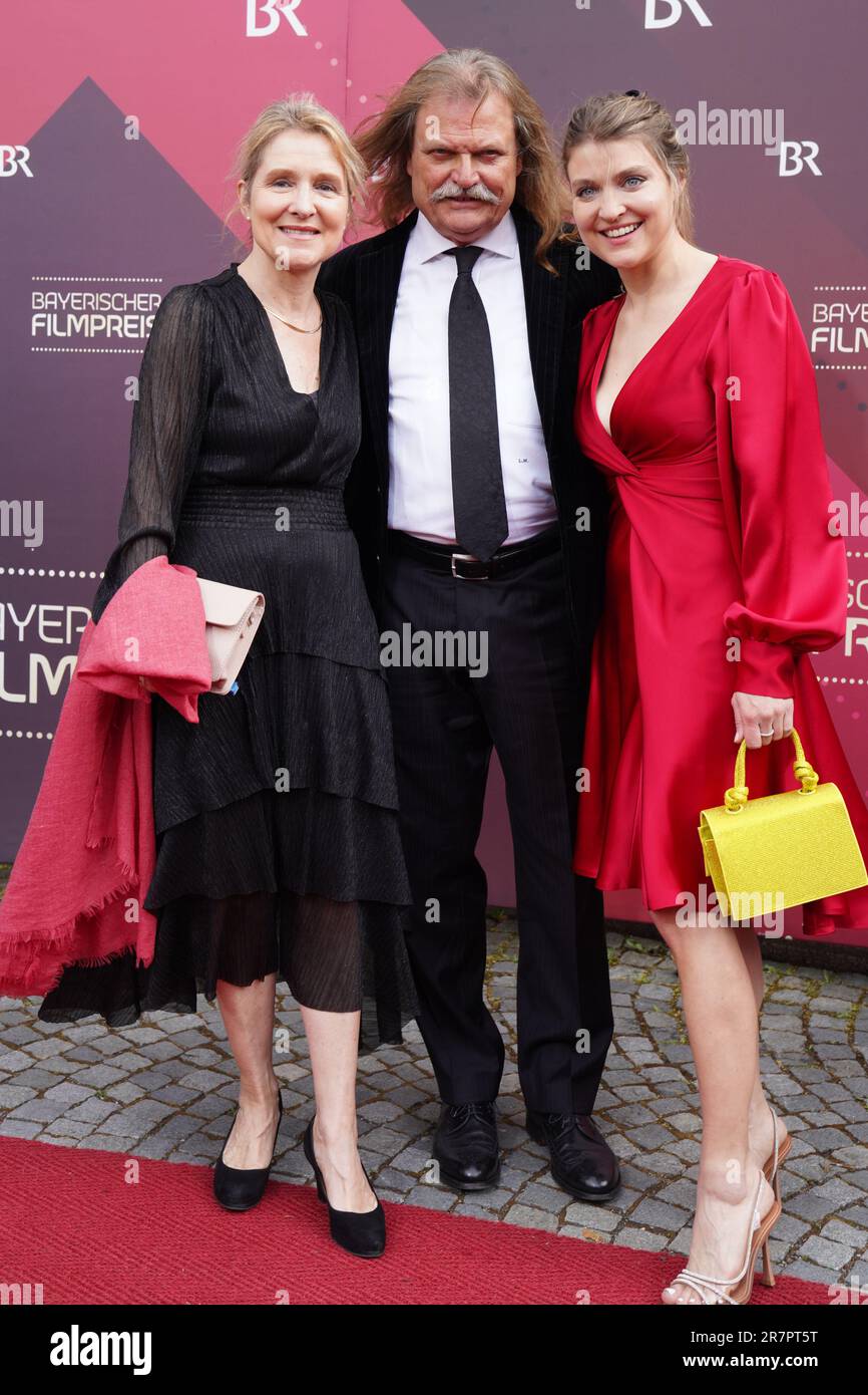 Lara mandoki hi-res stock photography and images - Alamy