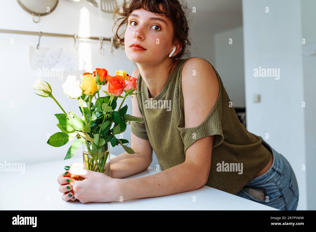 Rose cut flower care instructions Stock Photo - Alamy