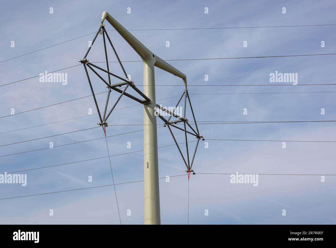Blocks on pylons hi-res stock photography and images - Alamy