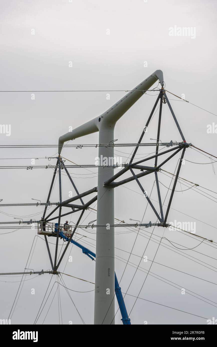 Power snatch hi-res stock photography and images - Alamy