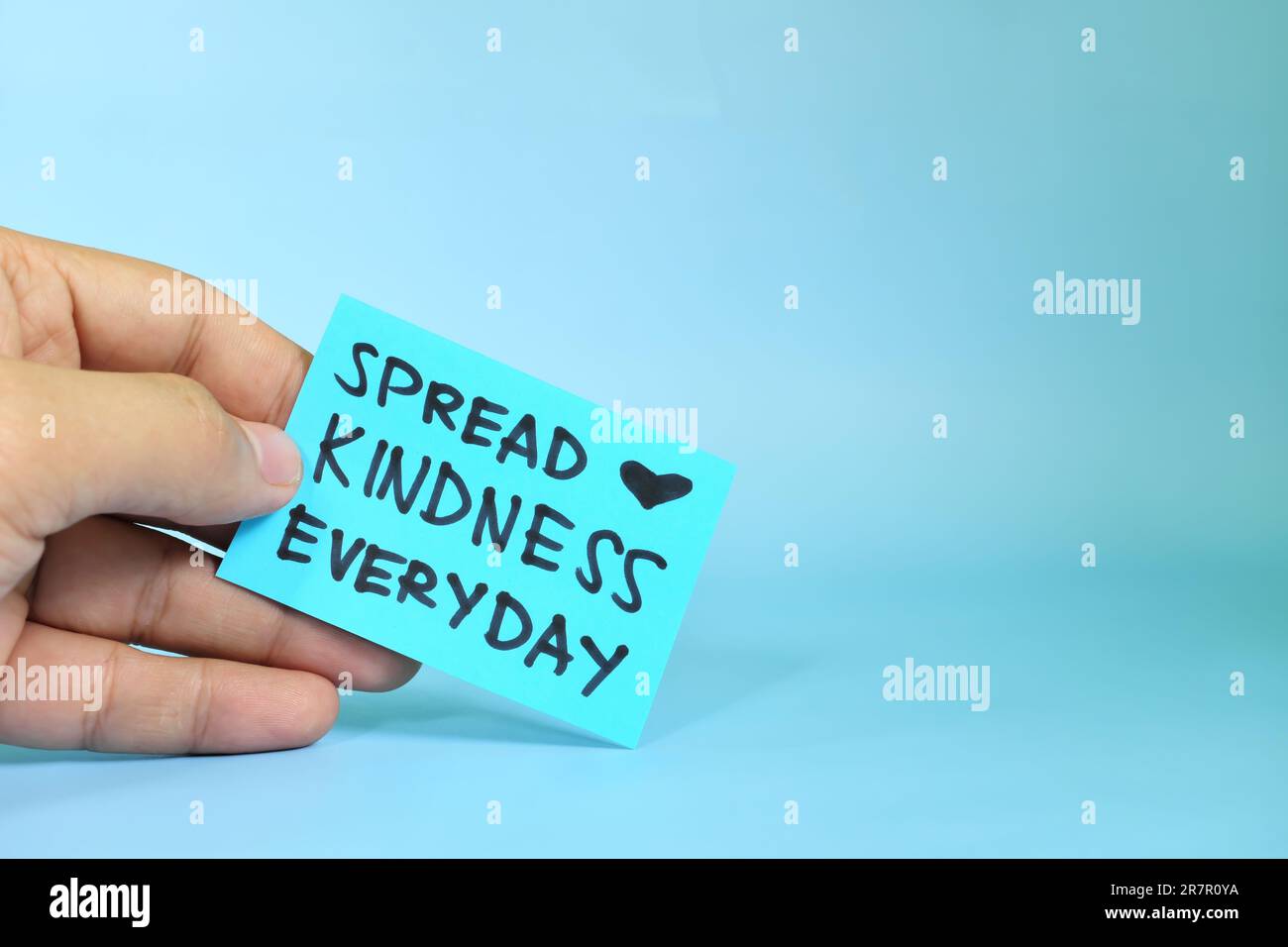 Hand holding sticky note written note hi-res stock photography and ...