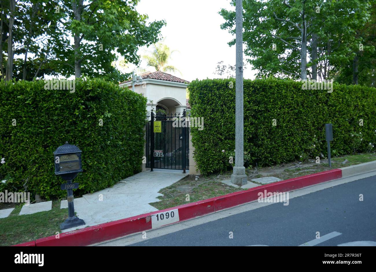 1090 laurel way hi-res stock photography and images - Alamy