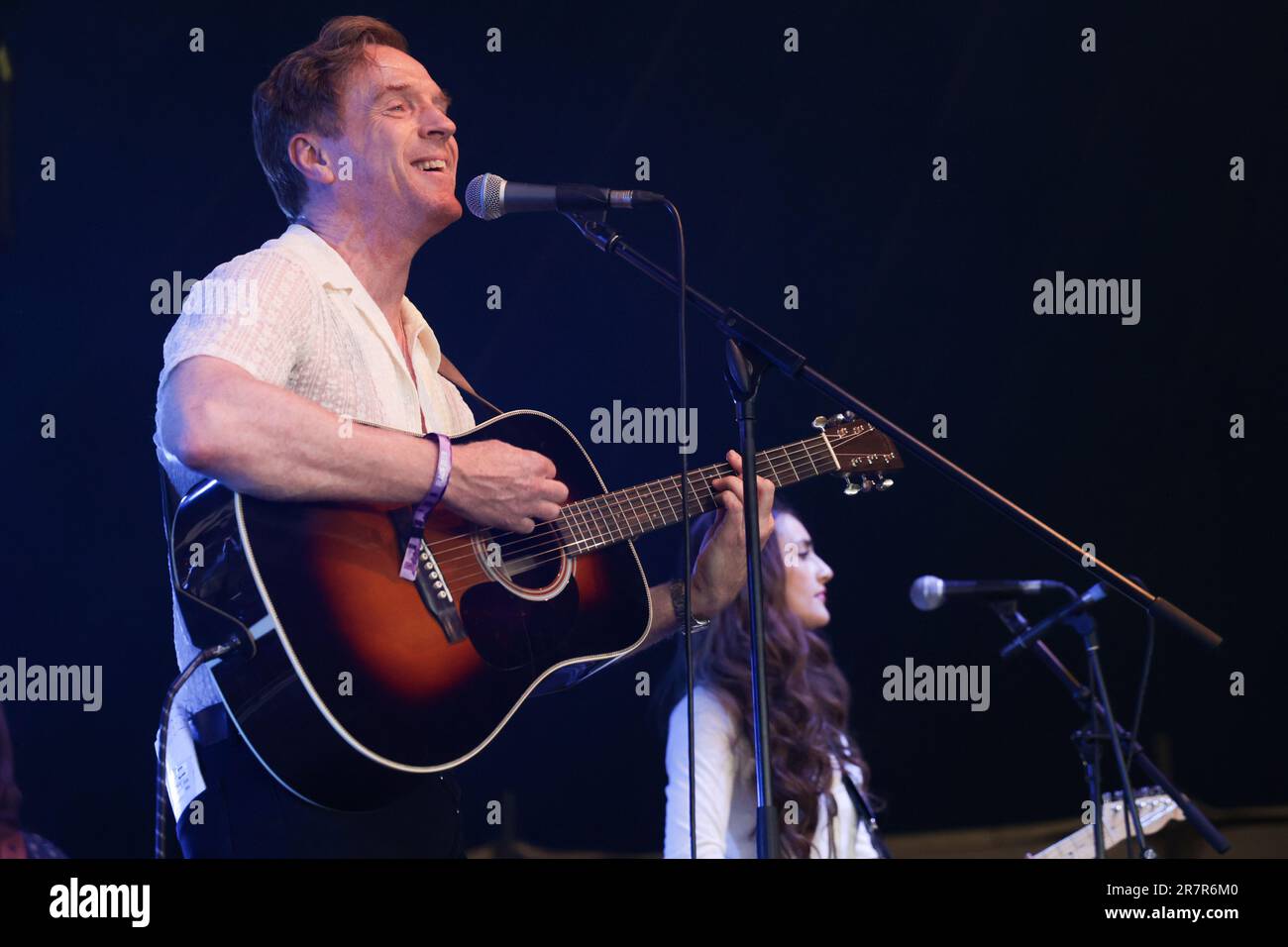 Damian lewis singer hi-res stock photography and images - Alamy