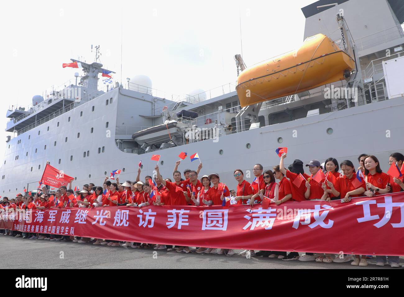 Manila. 17th June, 2023. People see off crew members of Chinese naval ...