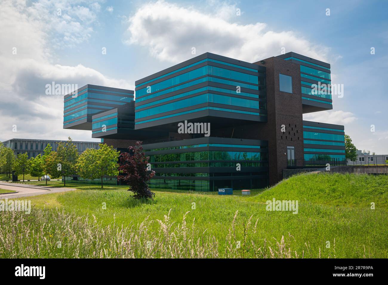 Superimposed Architecture