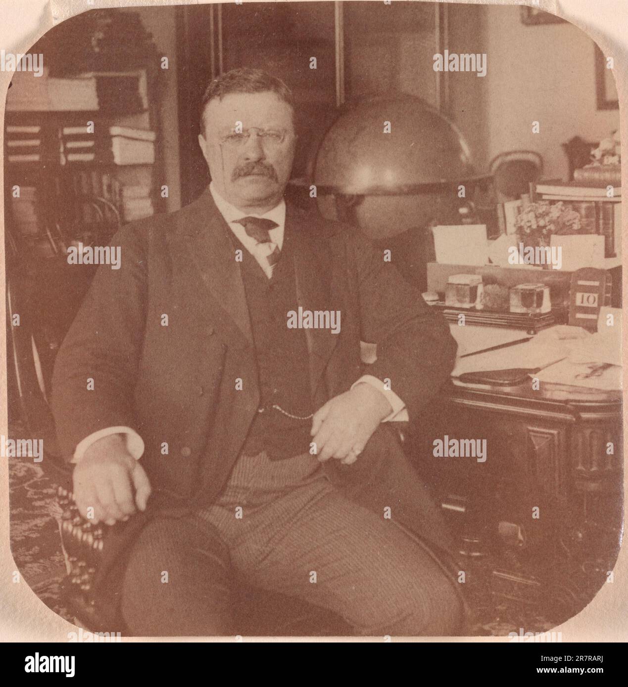 Theodore roosevelt globe hi-res stock photography and images - Alamy
