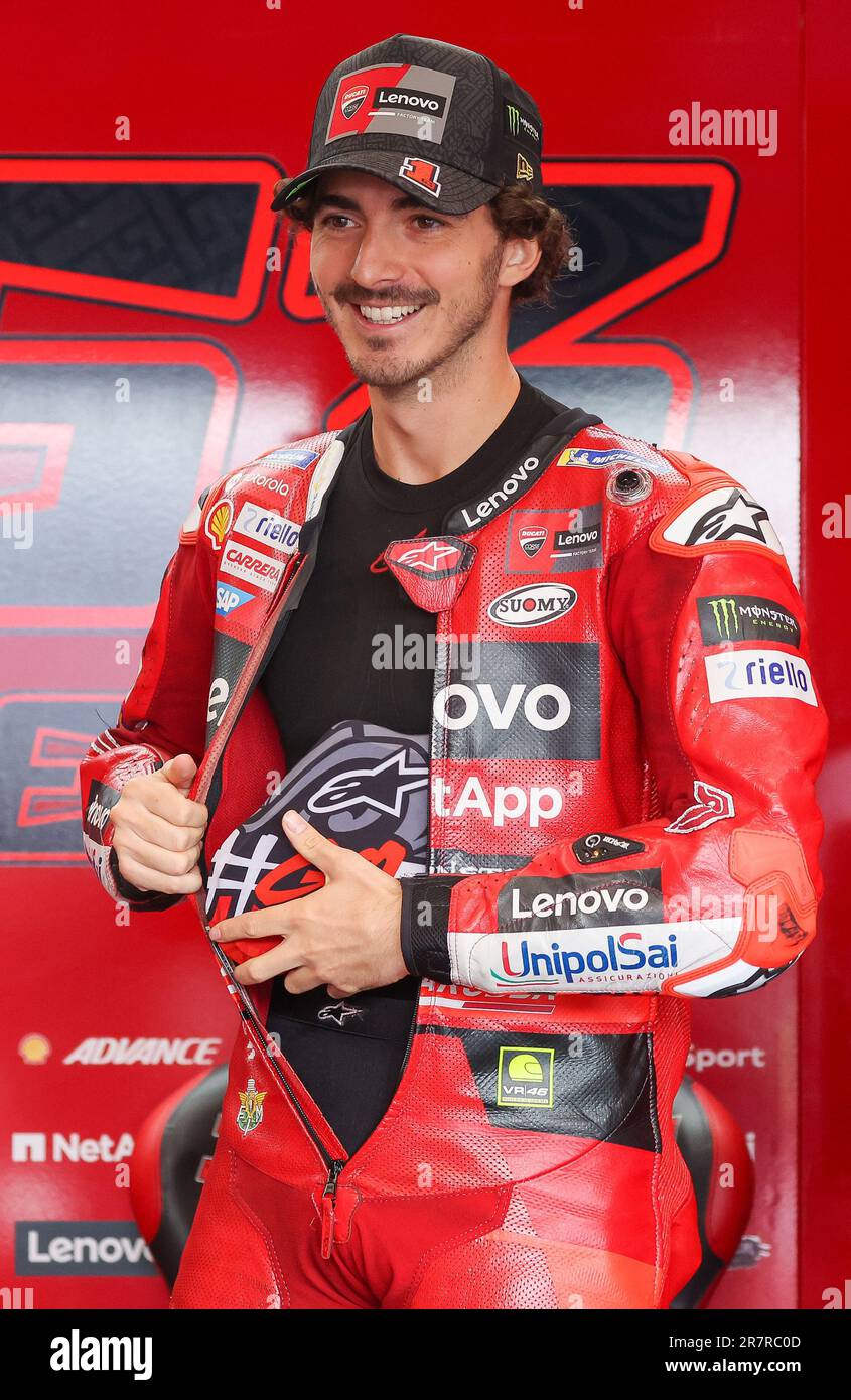 Team ducati in the pits hi-res stock photography and images - Alamy