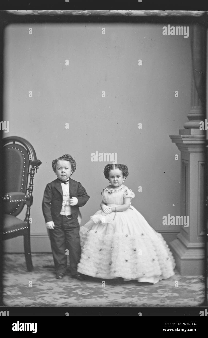 G.W.M. Nutt and Minnie Warren c. 1860-70 Stock Photo - Alamy