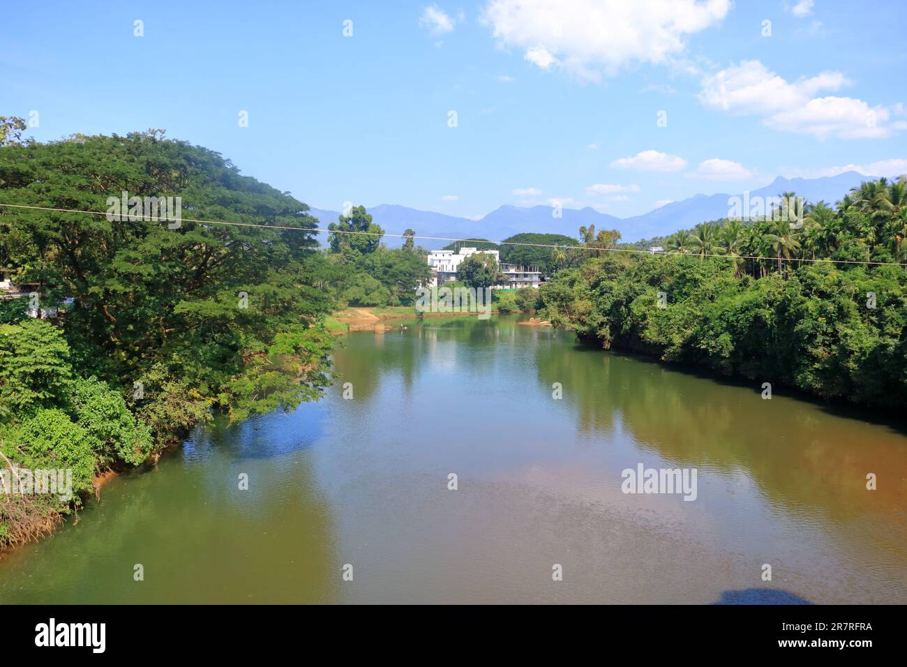 View from the top of the Kuttyady (Kuttiady, Kuttyadi) bridge to the ...