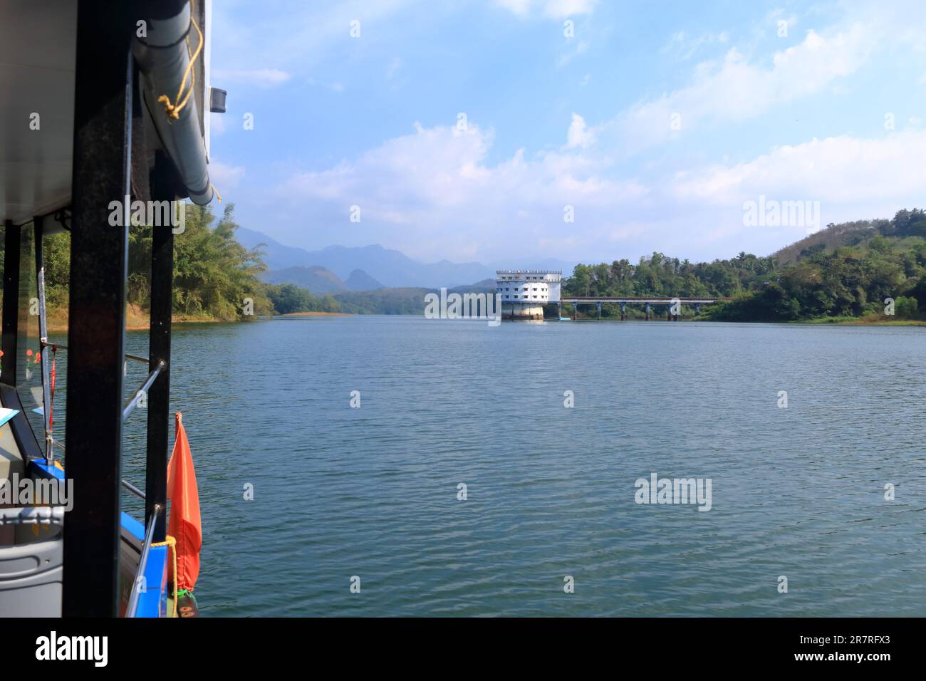 View to the reservoir in front of the peruvannamuzhi (peruvannamoozhi ...