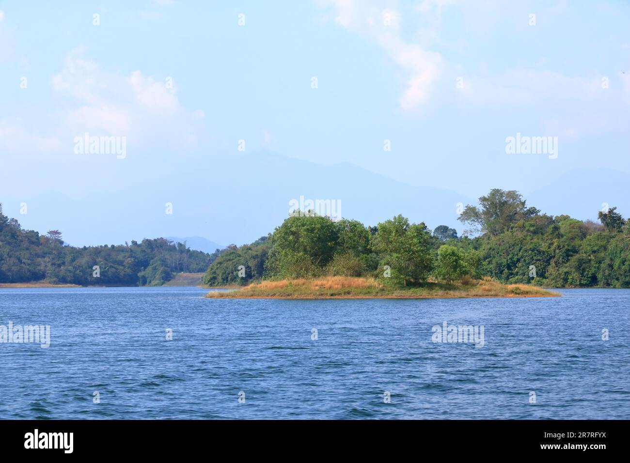 the lake in front of the at peruvannamuzhi (peruvannamoozhi) dam ...