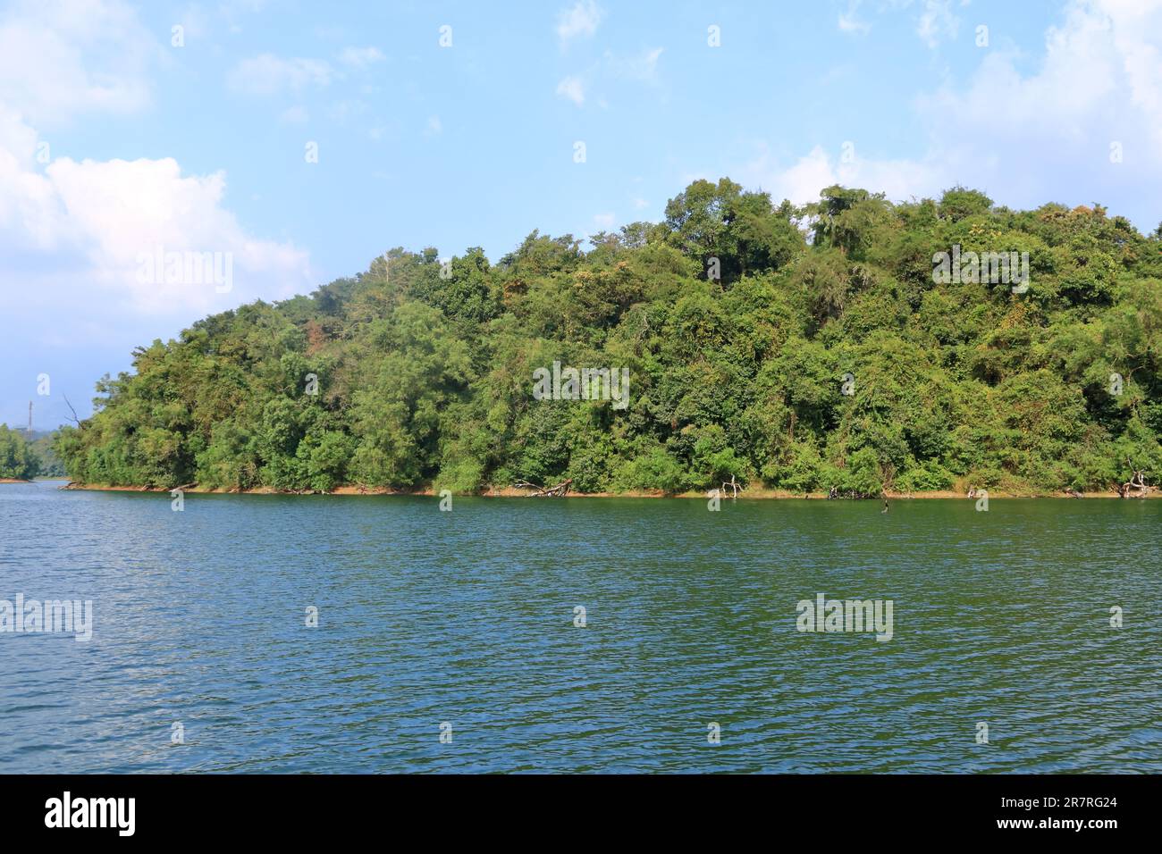 the lake in front of the at peruvannamuzhi (peruvannamoozhi) dam ...