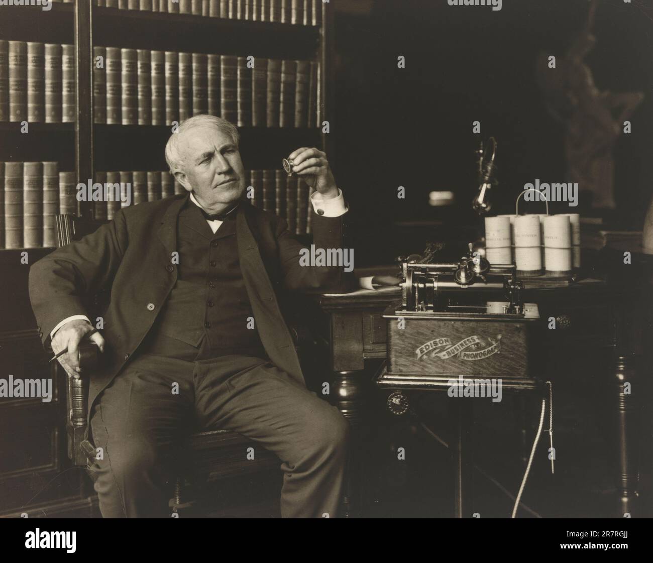 Thomas alva edison 1900s hi-res stock photography and images - Alamy