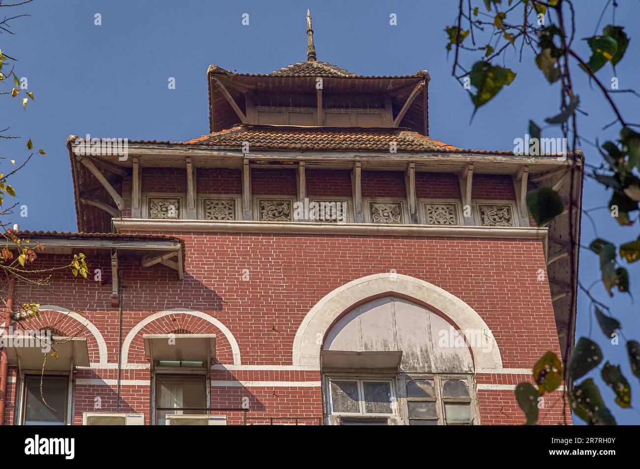 03 08 2014 Vintage Open Brick wall of Navsari Chambers D N Road Fort ...