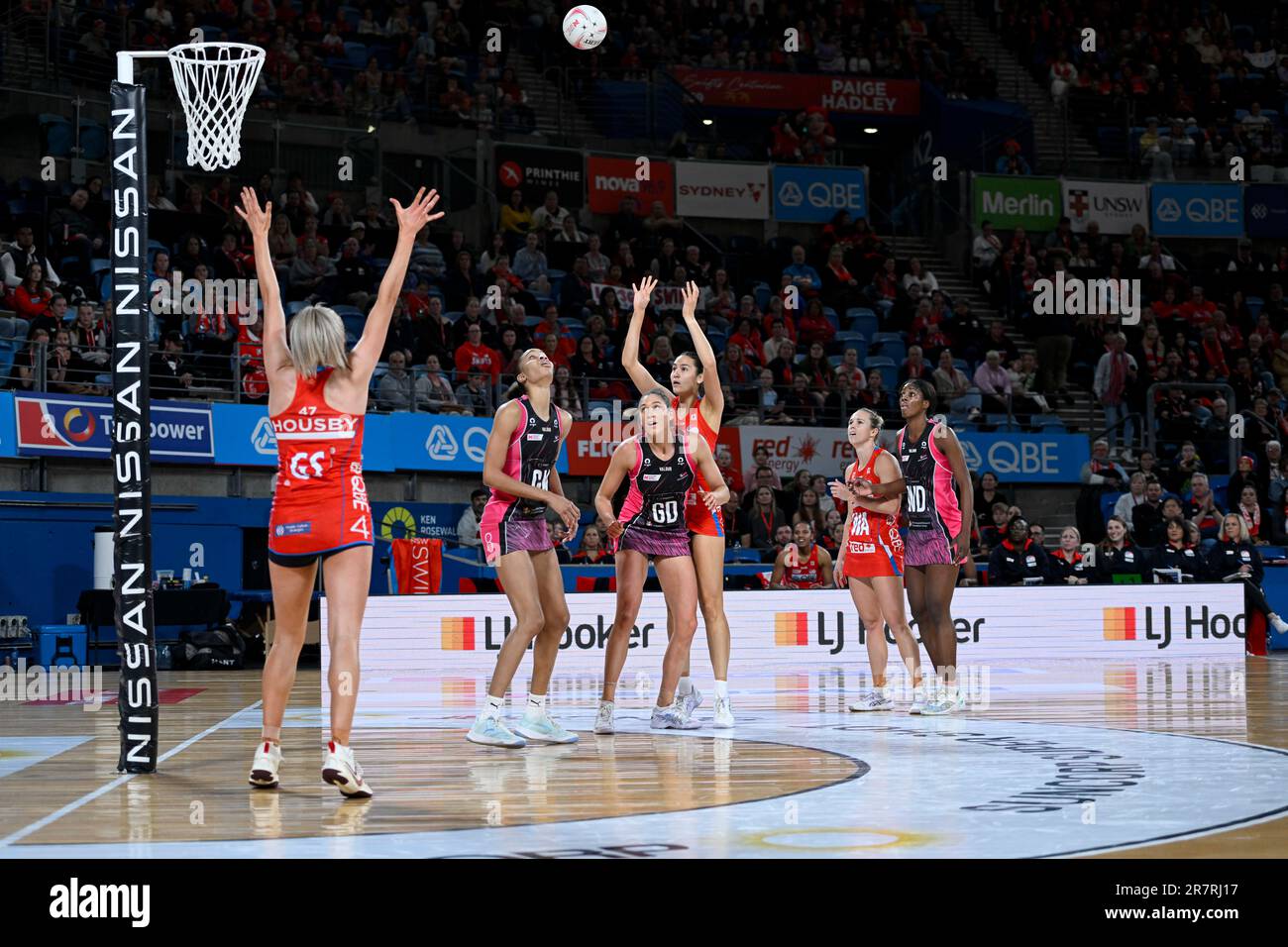 Super netball rondoni thunderbirds immagini e fotografie stock ad alta ...