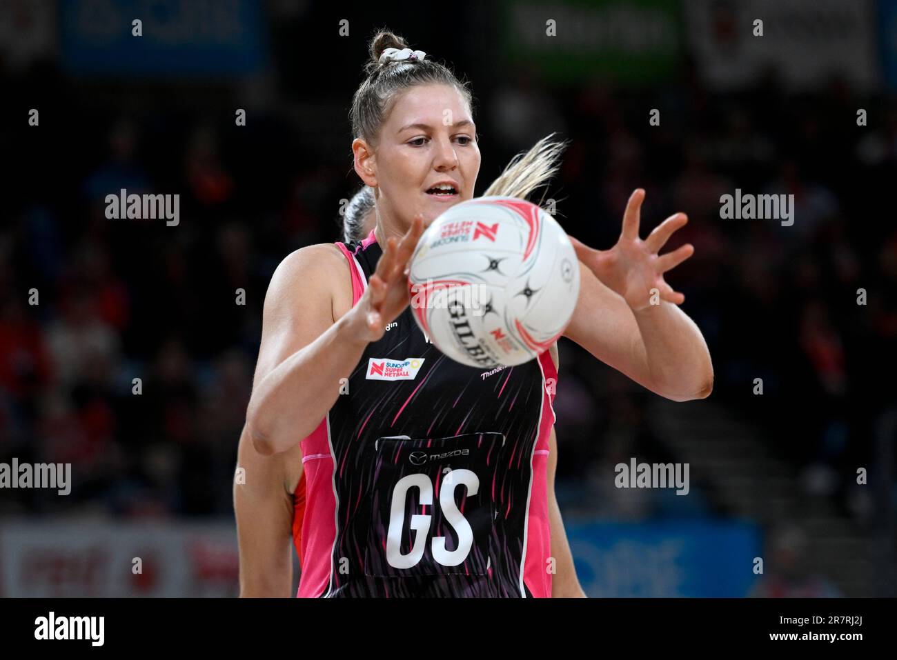 Super netball rondoni thunderbirds immagini e fotografie stock ad alta ...