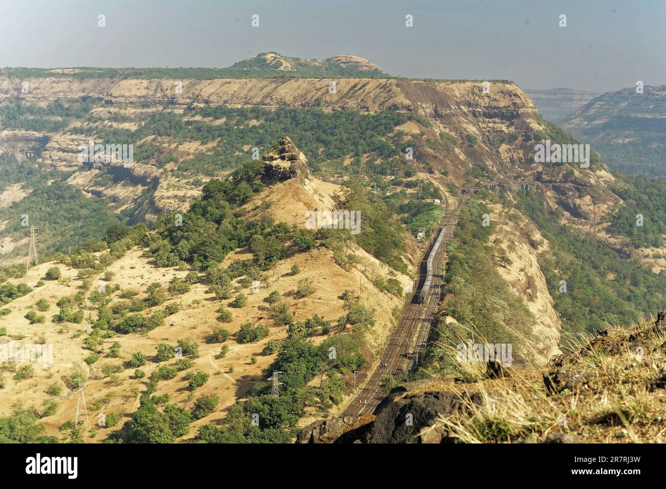 11 Dec 2005 Central Railway passing through Bhor Ghat or Bor Ghat in ...