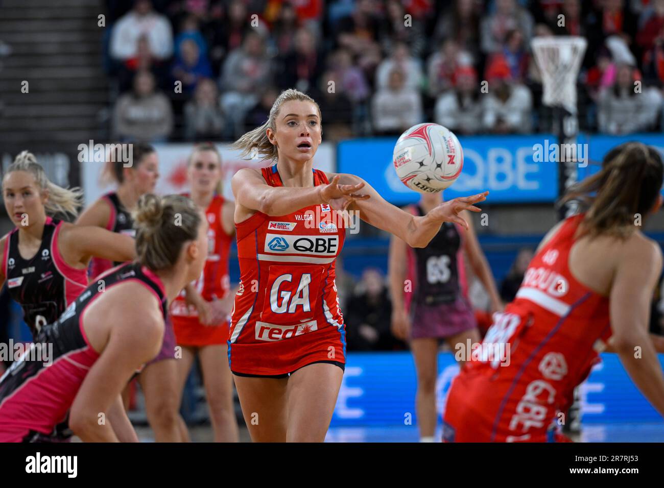 Super netball rondoni thunderbirds immagini e fotografie stock ad alta ...