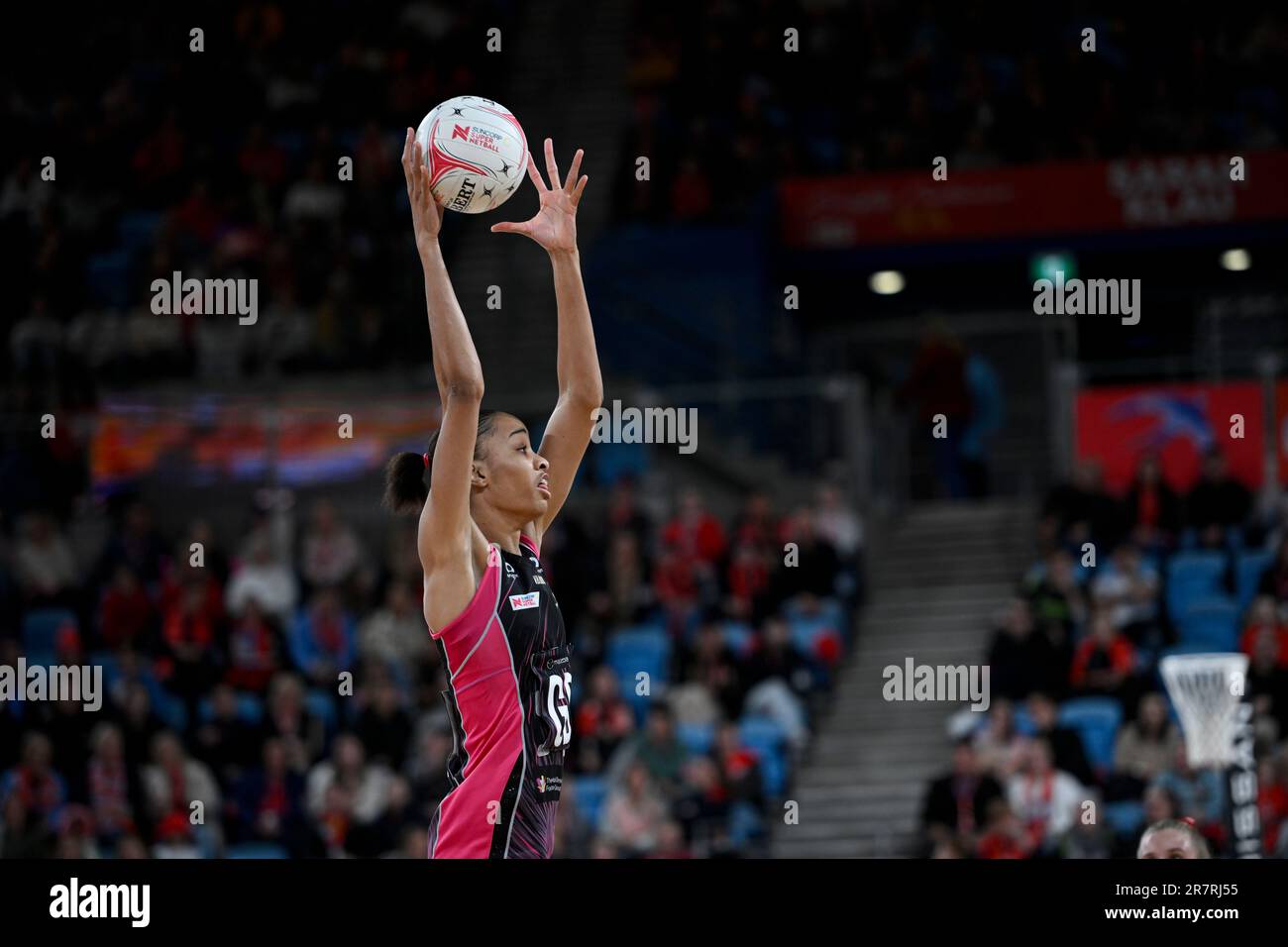 Super netball rondoni thunderbirds immagini e fotografie stock ad alta ...