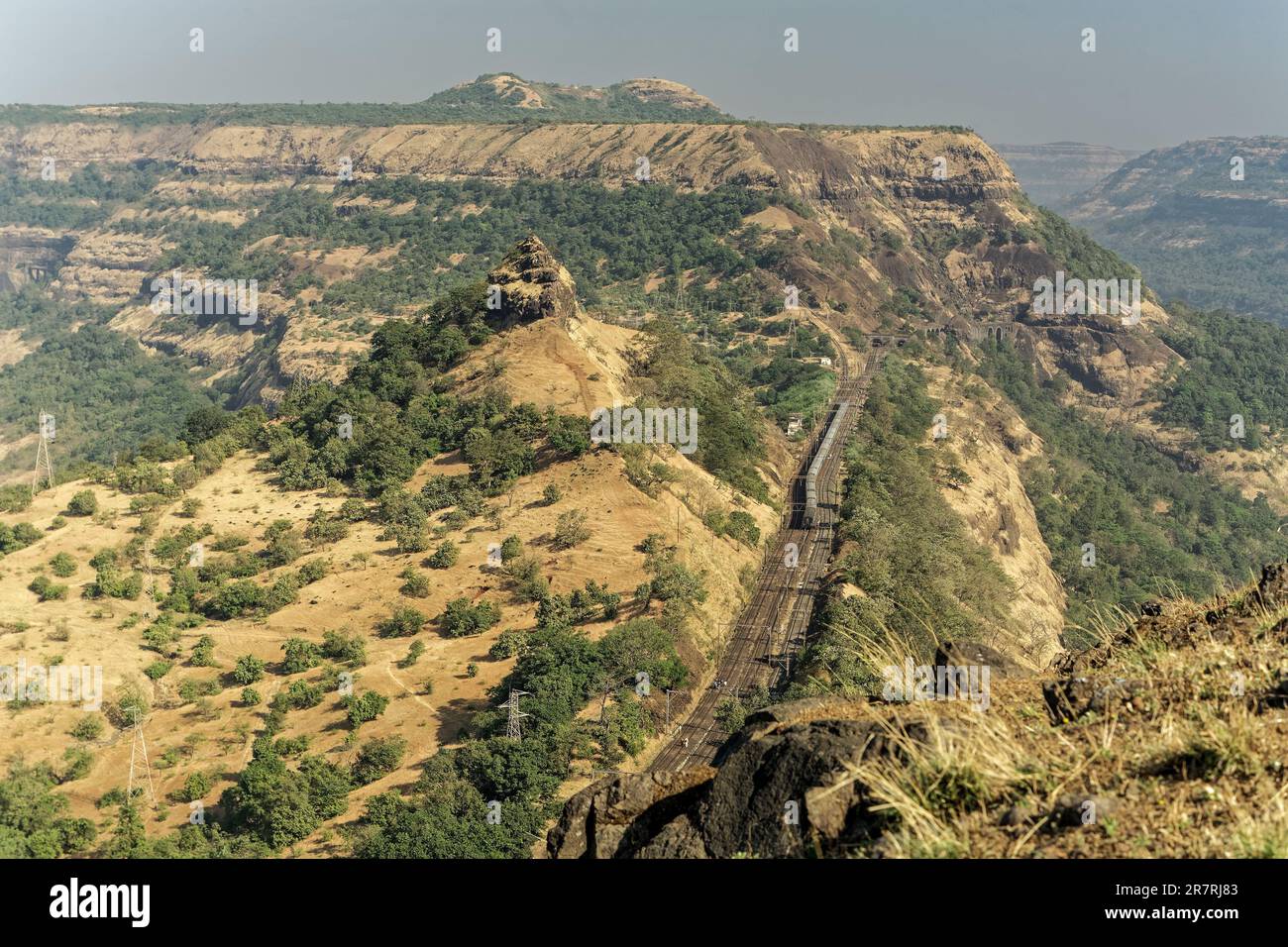 11 Dec 2005 Central Railway passing through Bhor Ghat or Bor Ghat in ...
