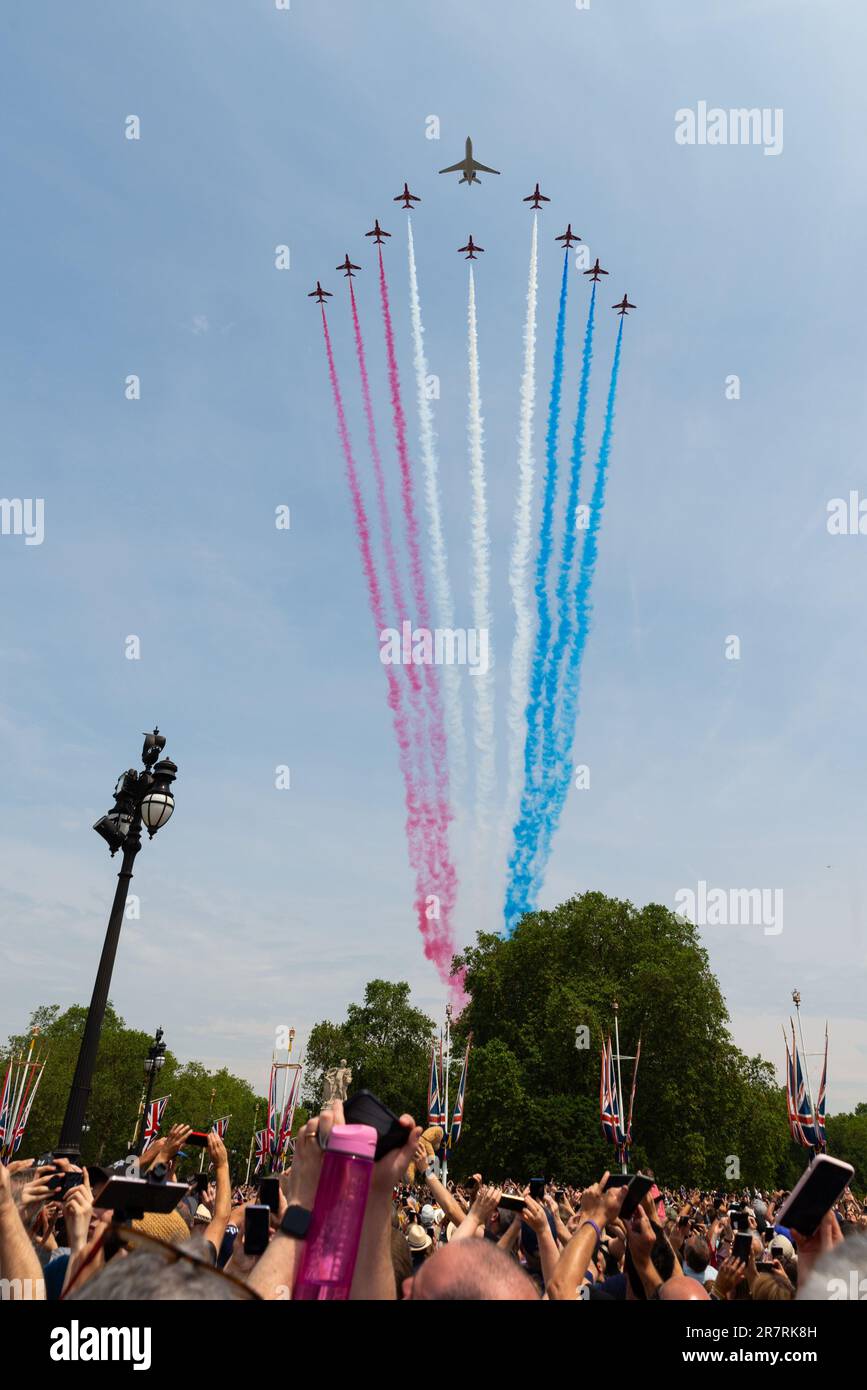 The Mall, Westminster, London, UK. 17th Jun, 2023. The Royal Family ...