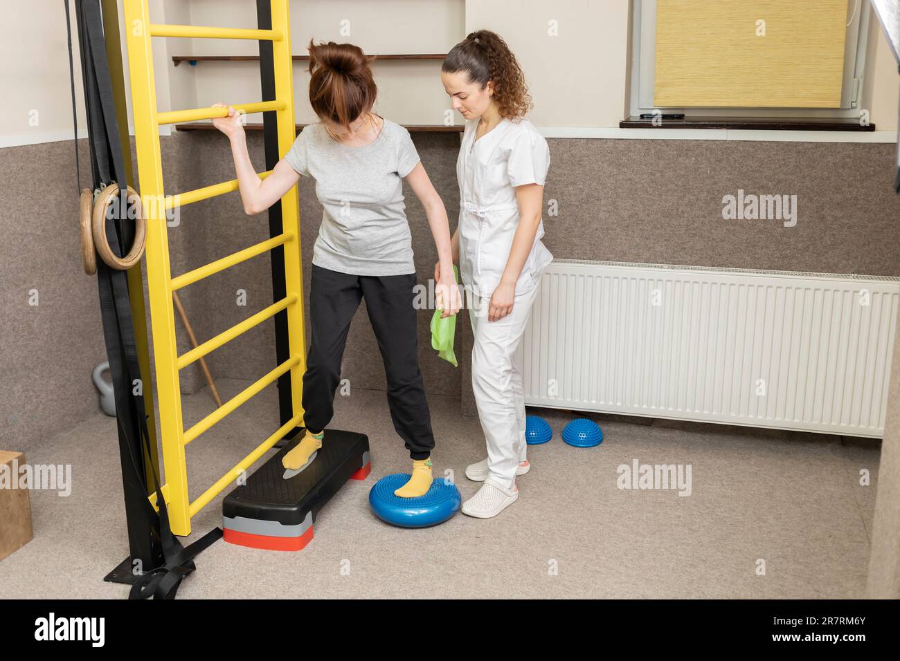 Child special needs support hi-res stock photography and images - Alamy