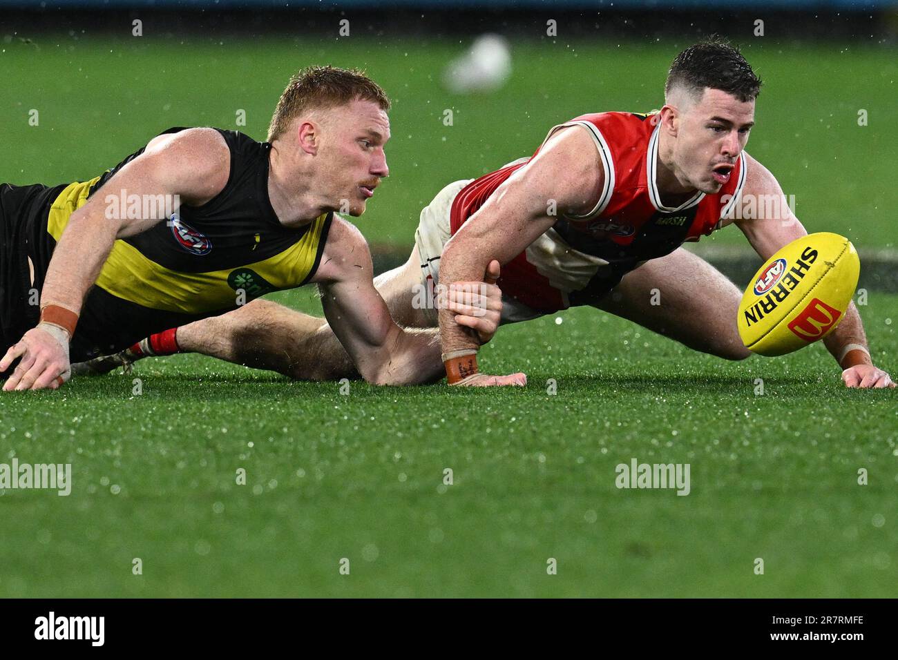 Melbourne, Australia. 17th June, 2023. Nick Vlastuin of Richmond (left ...
