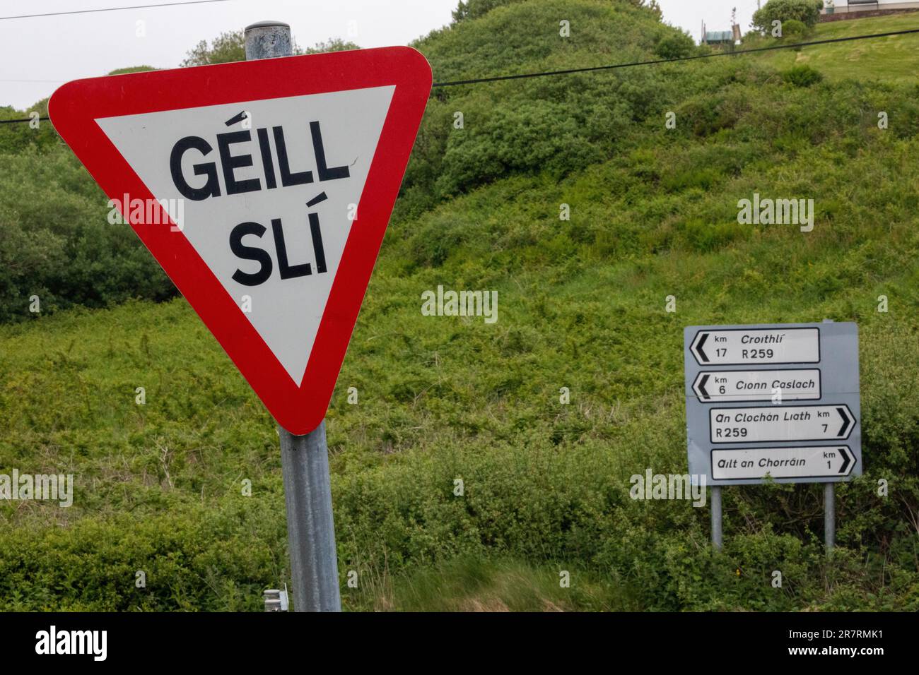 Gaelic road signs hi-res stock photography and images - Alamy
