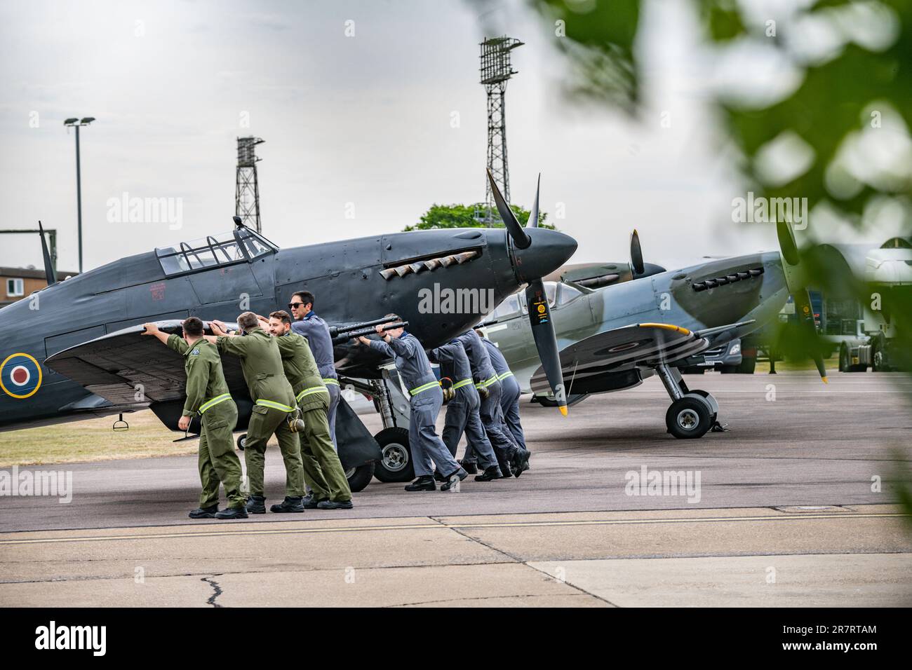 Ground crew move aircraft into position as the Battle of Britain ...