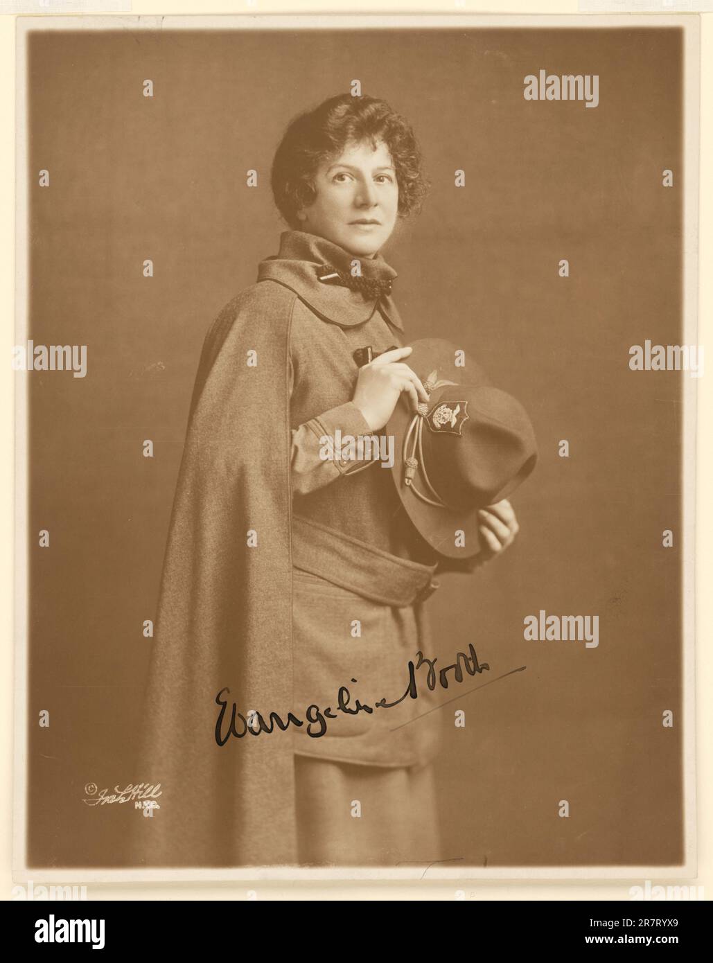 Autograph booth hi-res stock photography and images - Alamy