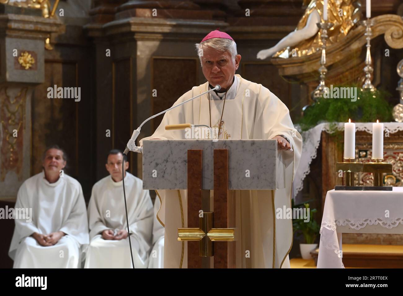 Svaty Kopecek, Olomouc. 17th June, 2023. Bishop Vaclav Maly celebrates ...