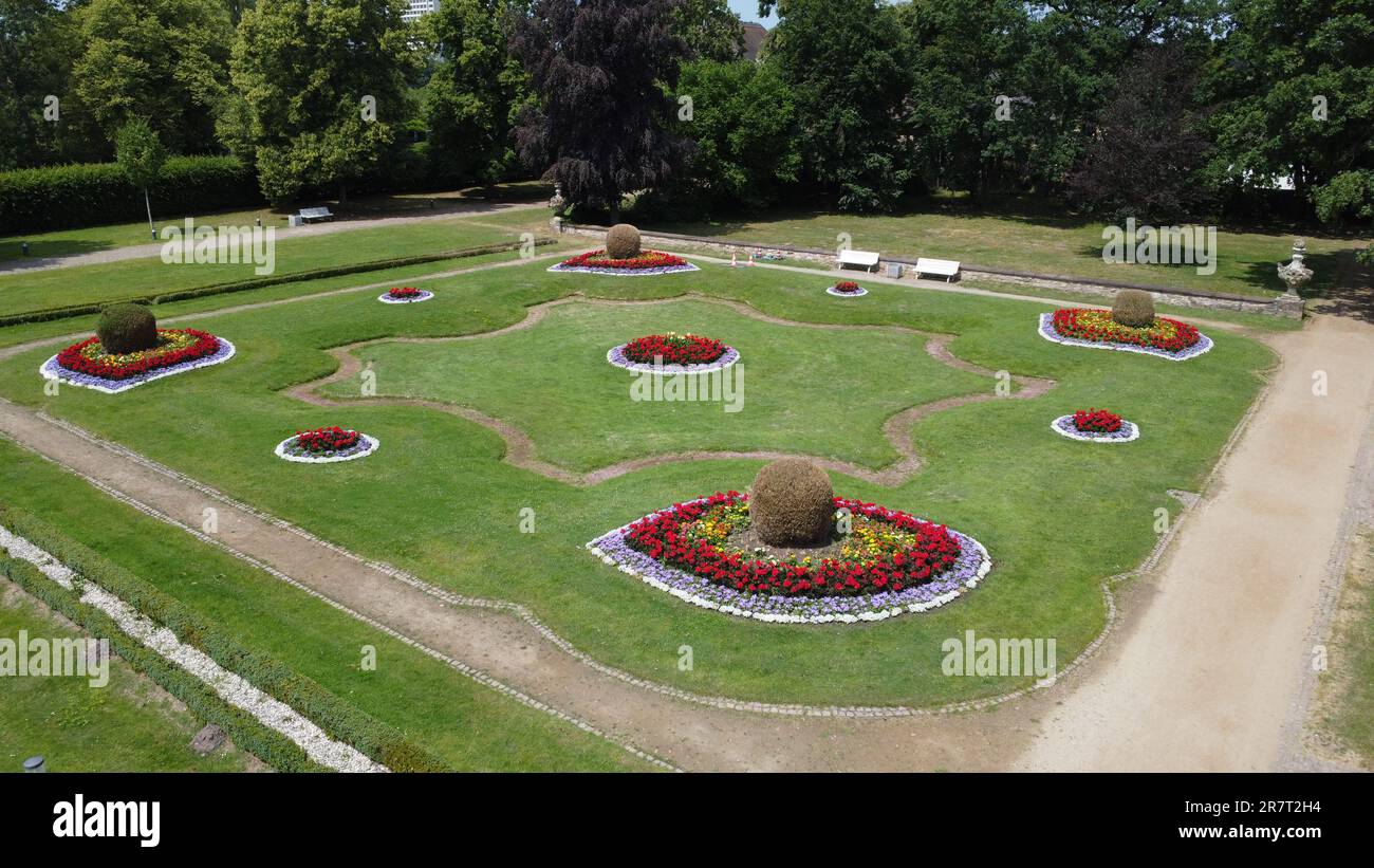 Heusenstamm castle or schonborn castle hi-res stock photography and ...