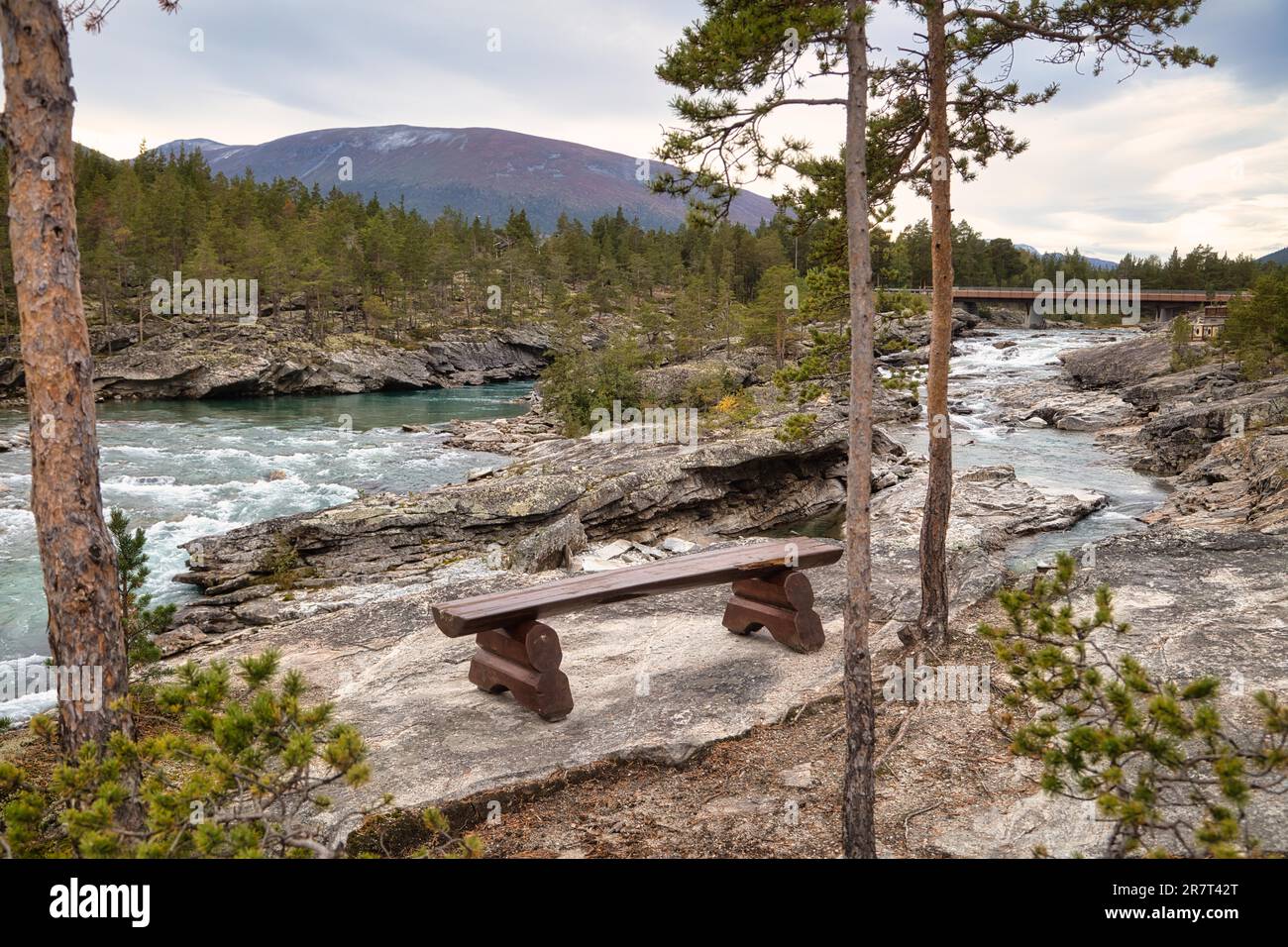 Mountain creek norway scandinavia hi-res stock photography and images ...