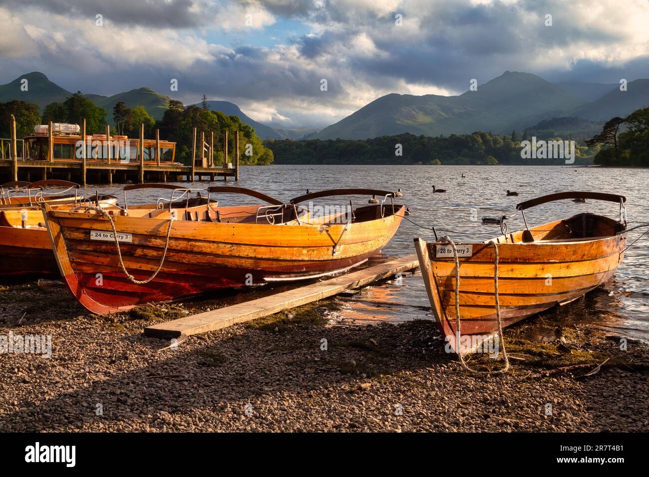 Tourist boats, Derwentwater, Keswick, Lake District National Park ...
