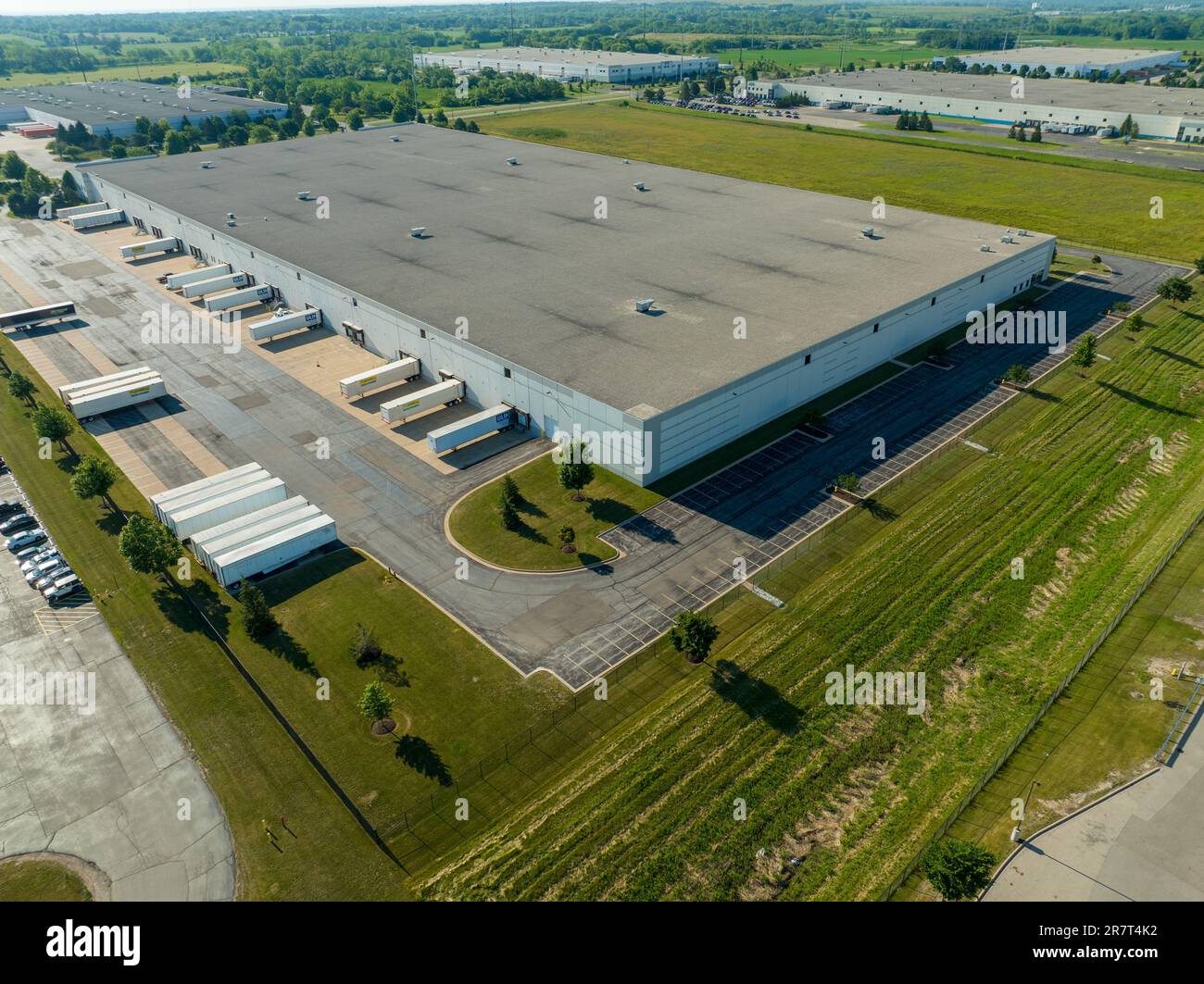 An aerial view of the Uline office supplies warehouse in Kenosha ...