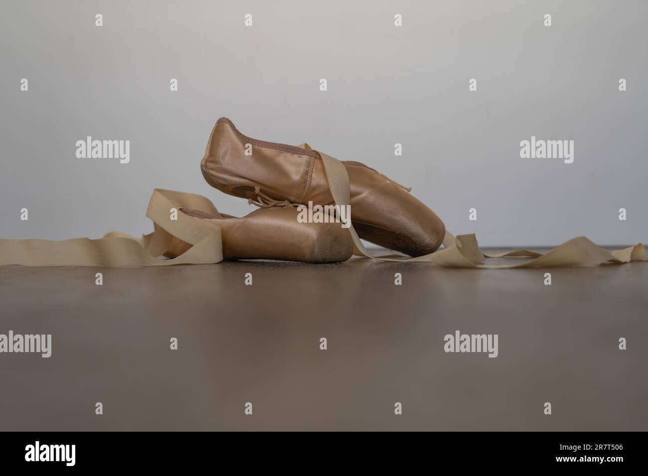 Ballet slippers hi-res stock photography and images - Alamy