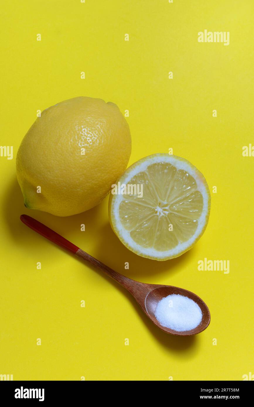 Citric acid hi-res stock photography and images - Alamy