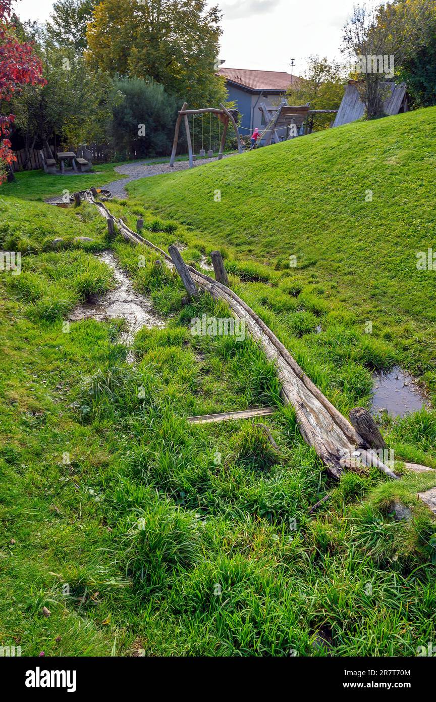 Wooden water pipe hi-res stock photography and images - Alamy