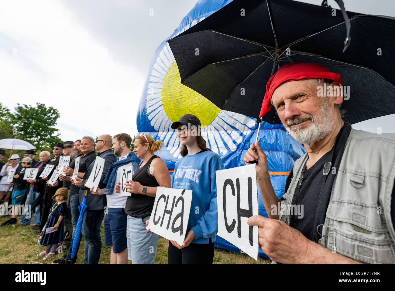 Mohejlik Hill, Horice. 17th June, 2023. Czech sculptor Kurt Gebauer ...