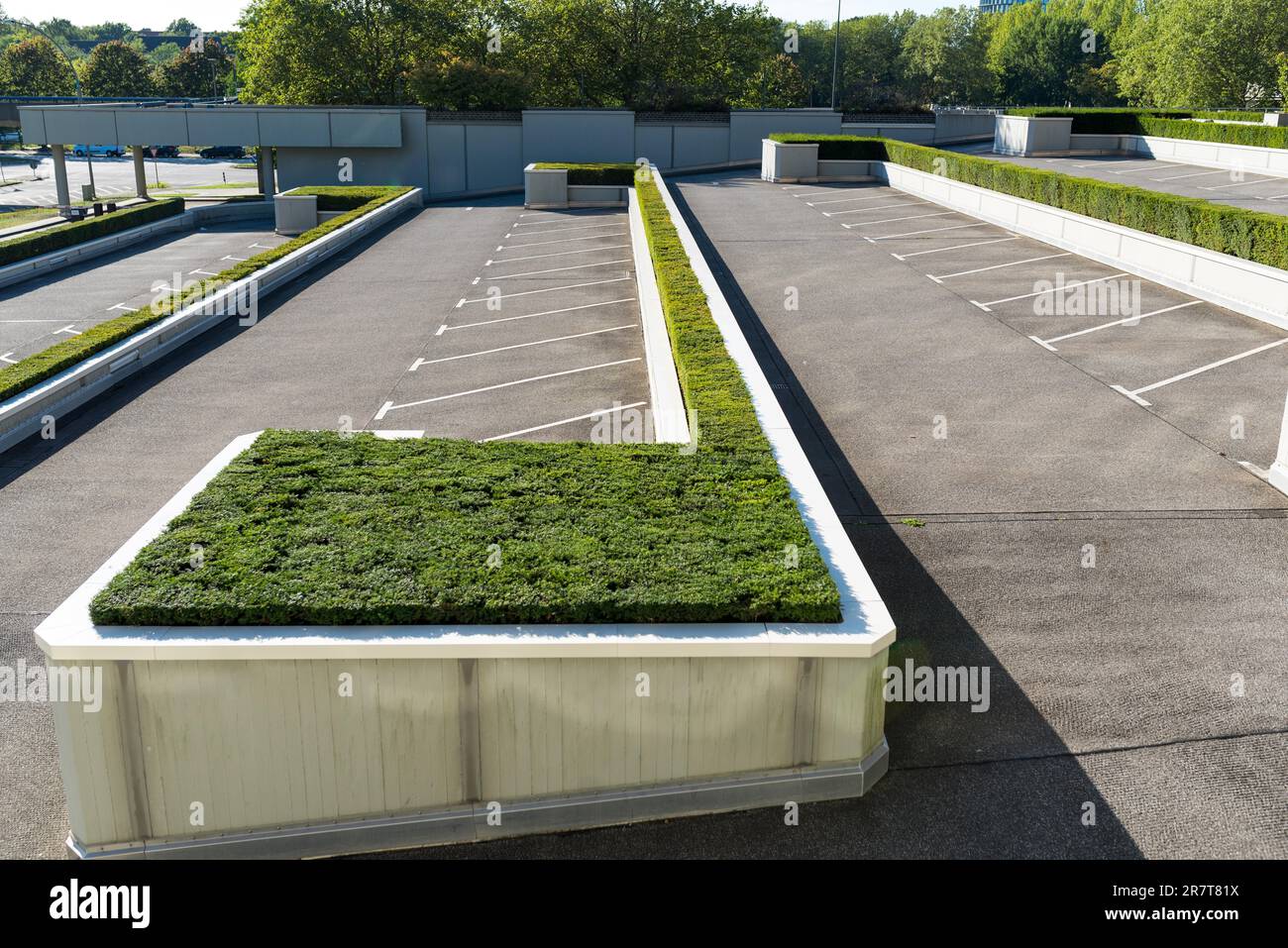 Ornamental diagonal pattern hi-res stock photography and images - Alamy