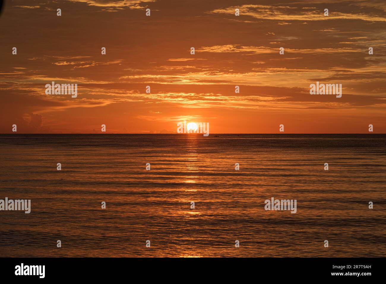 Equatorial setting hi-res stock photography and images - Alamy