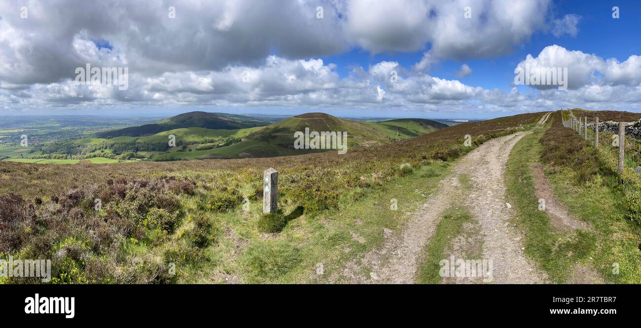 Waymarker and round fort at Moel Arthur, Moel Famau Country Park, Wales ...