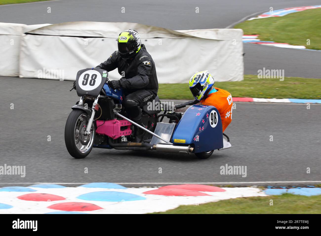 Vintage Motor cycle club, Mallory park, VMCC April 16th 2023 Stock ...