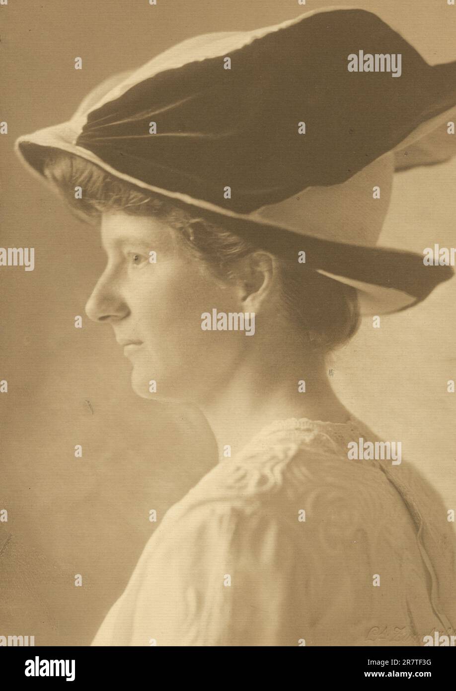 Ethel Train c. 1910 Stock Photo - Alamy