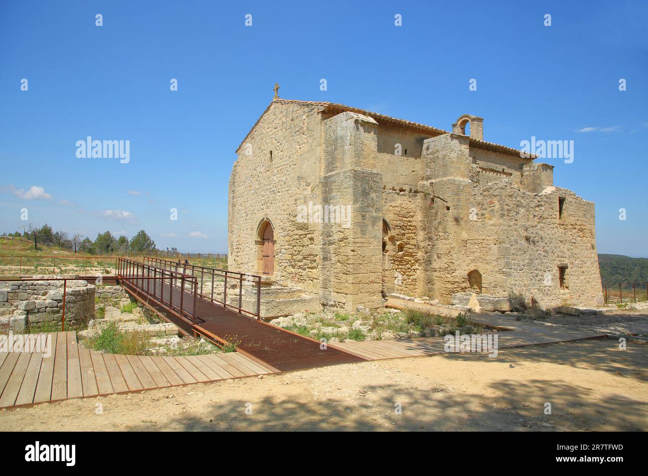 Saint mitre hi-res stock photography and images - Alamy