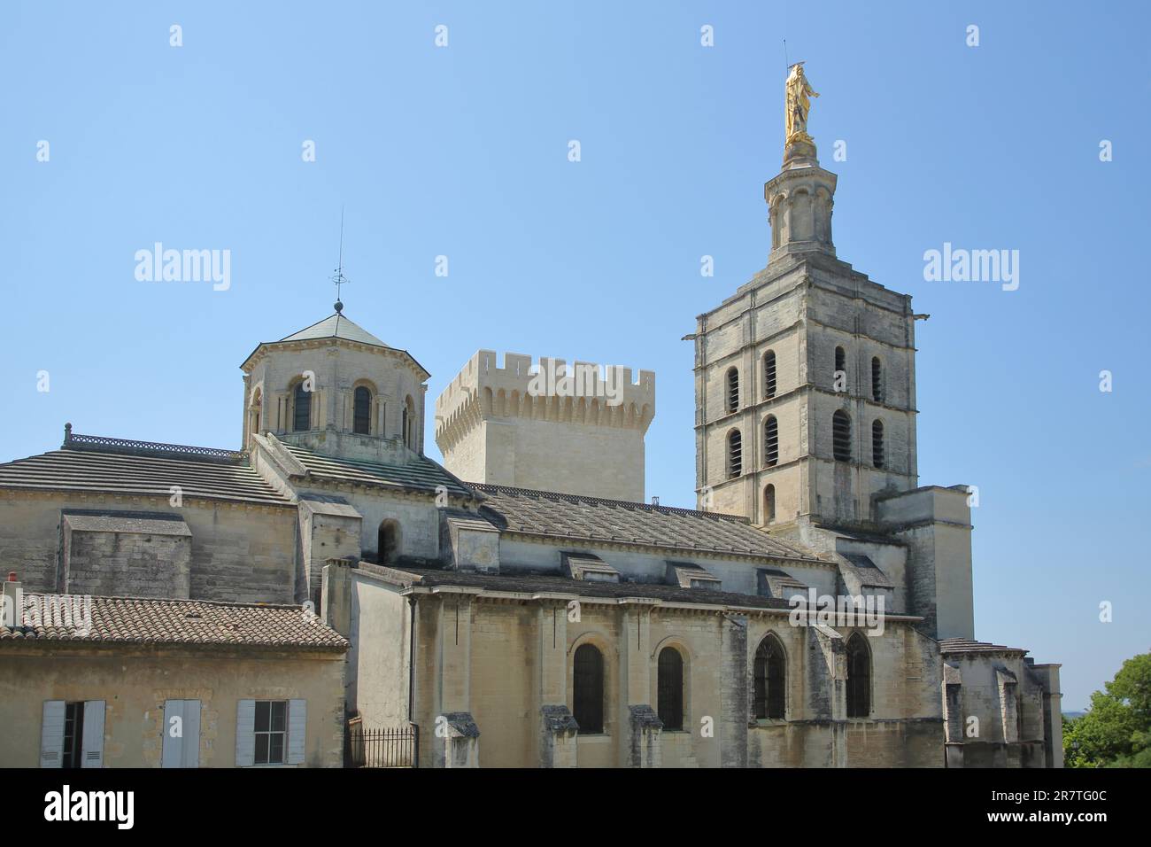 Cathedrale Notre-Dame des Doms built 17th century, Place du Palais ...