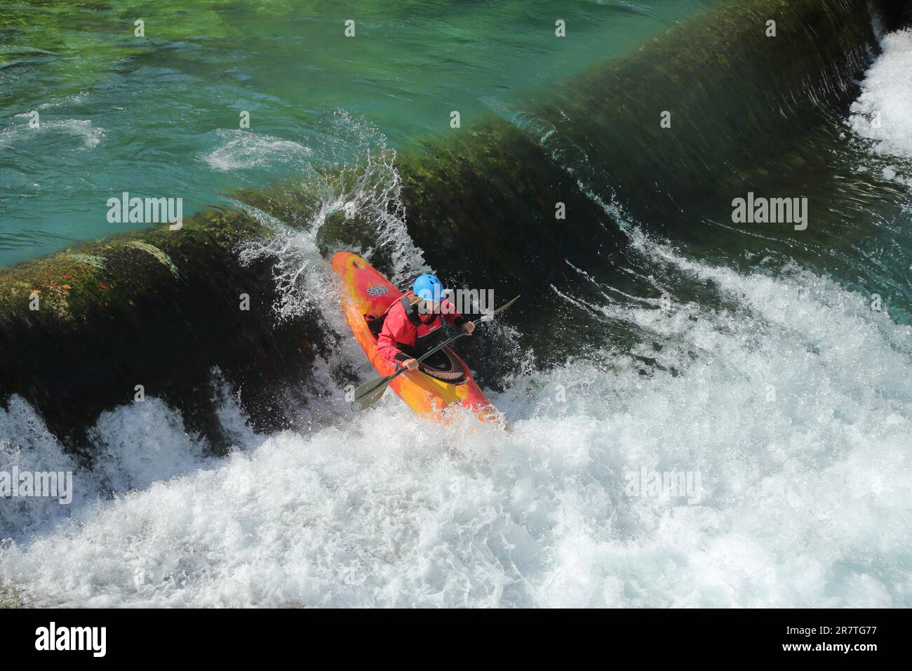 White water kayaking on the Sorgue River, Fontaine-de-Vaucluse, barrage ...